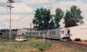 The Silver City Comet - Railway Videos and Australian Railway History